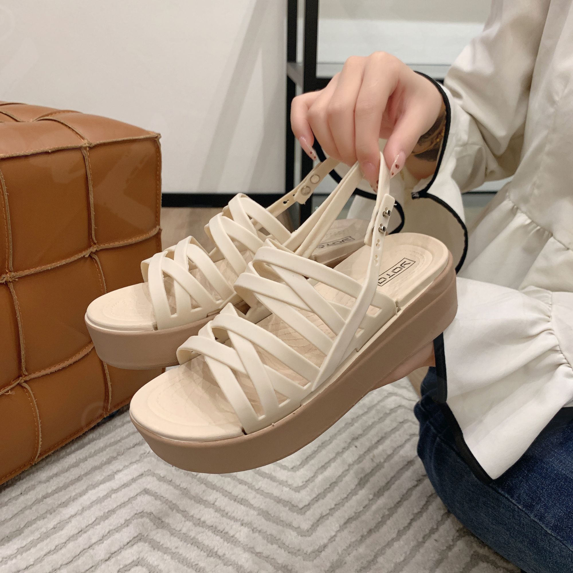 LALA Unique Rubber strappy sandals for Women 5cm heigth Casual Black ...