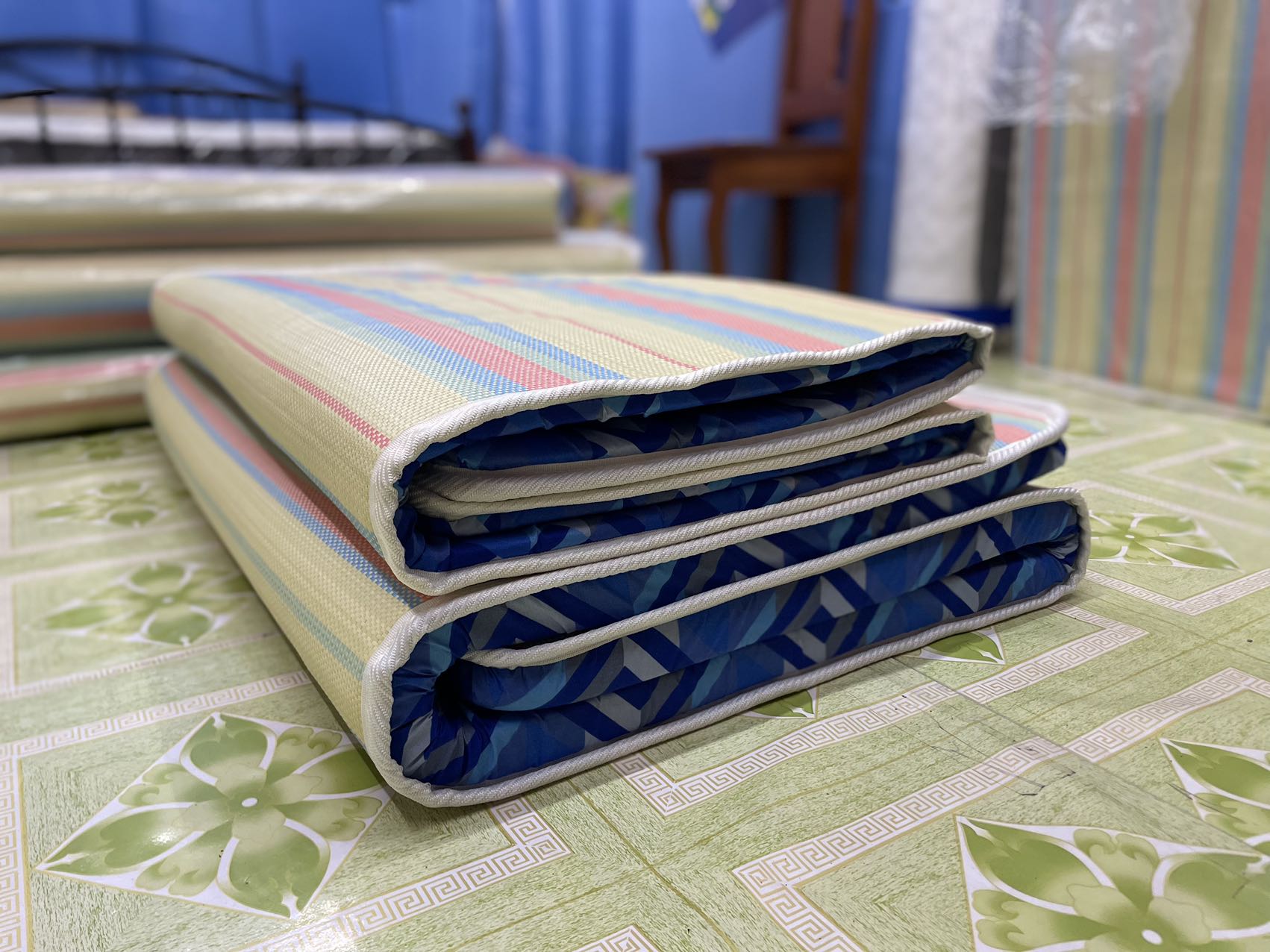 Plastic Sponge Mattress double-sided Home Bedroom Queen Size Soft Bed ...