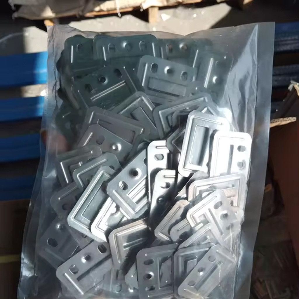 50mm*36mm Metal Wall Cladding Clip/Wpc Wall Fluted Panel Clip Fluted ...