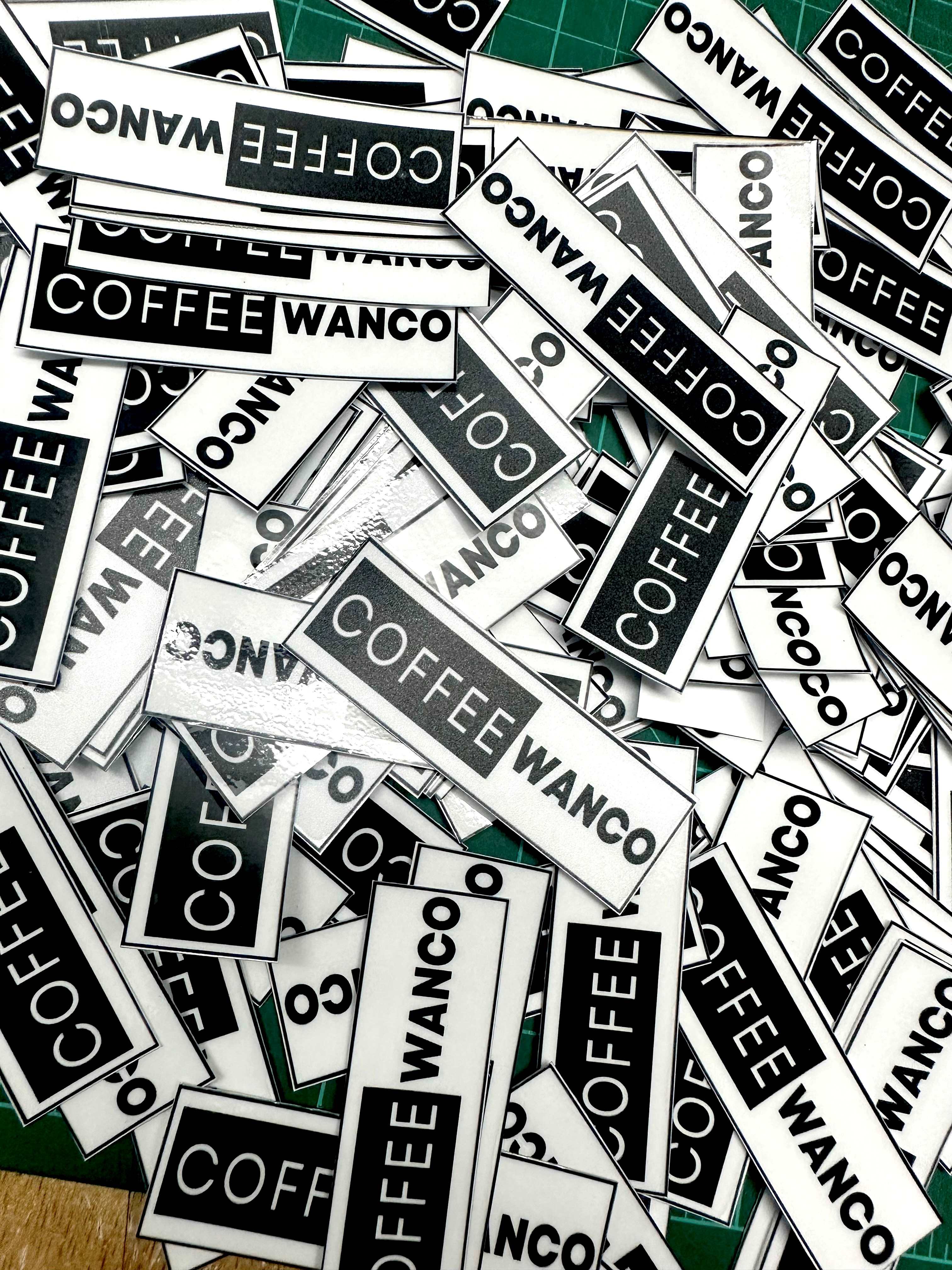 Customized Product Sticker Label Vinyl Stickers (Logo, vloggers, for ...