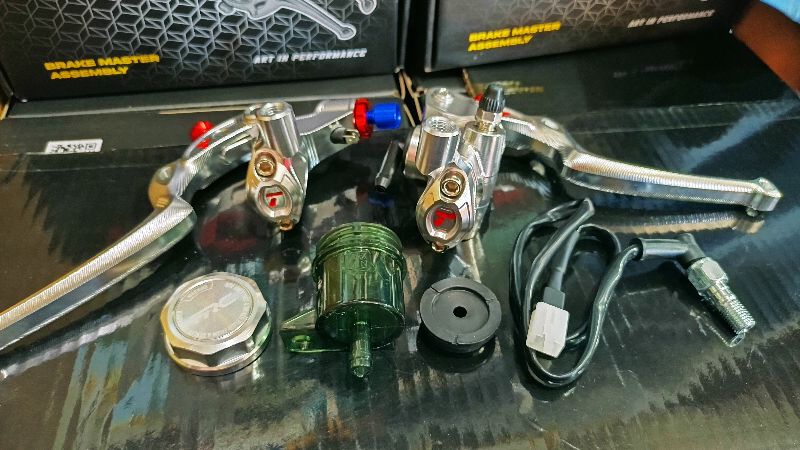 TRC BRAKE MASTER UNIVERSAL #17mm (SINGLE TANK and DUAL TANK) LH/RH ...