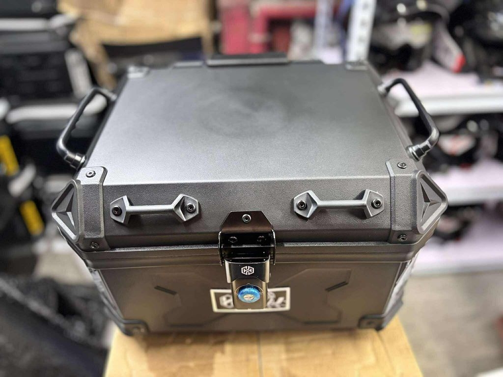 A03 Hnj v3 Hard Plastic Top Box 35L with Backrest & Metal plate ...
