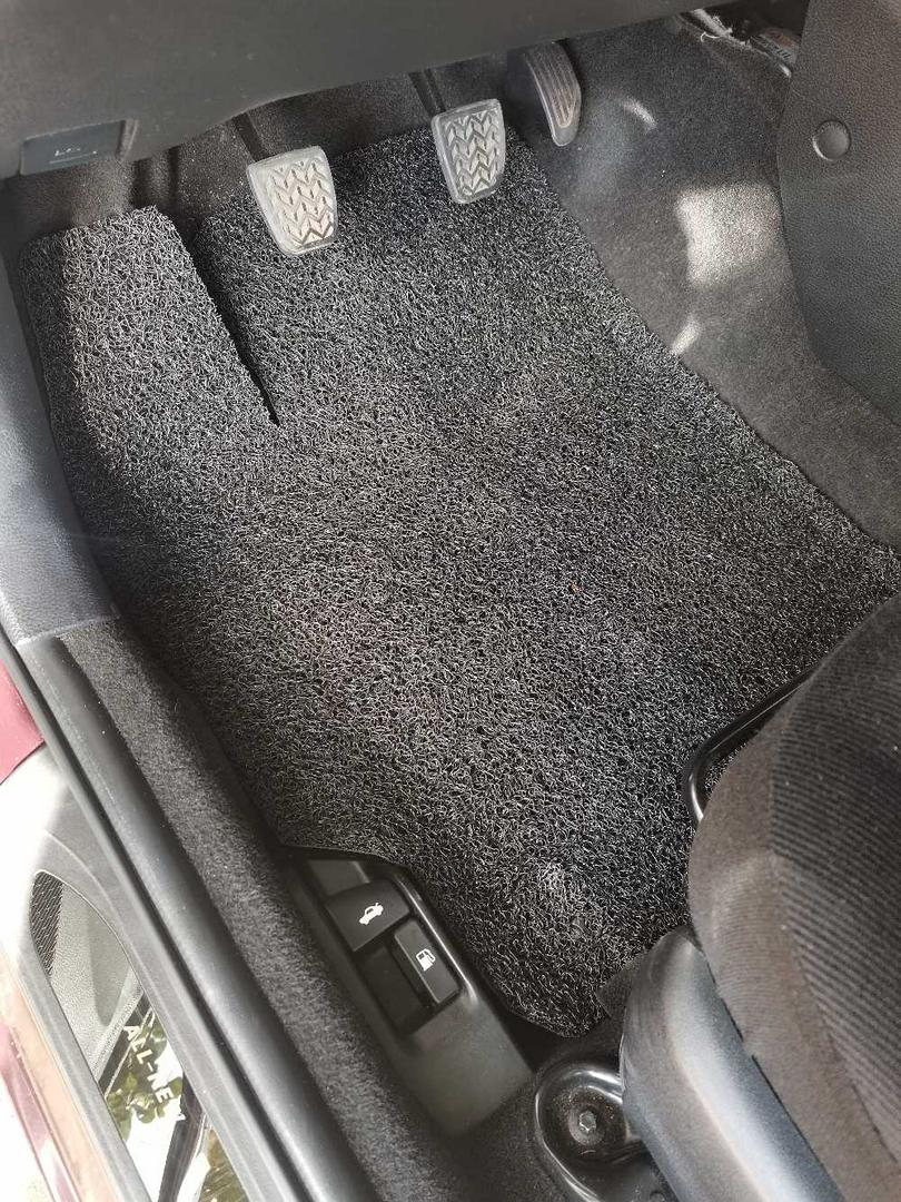 Universal Rubber Car Mat Spaghetti Matting 1.2m x 1.5m With Spiked Back ...