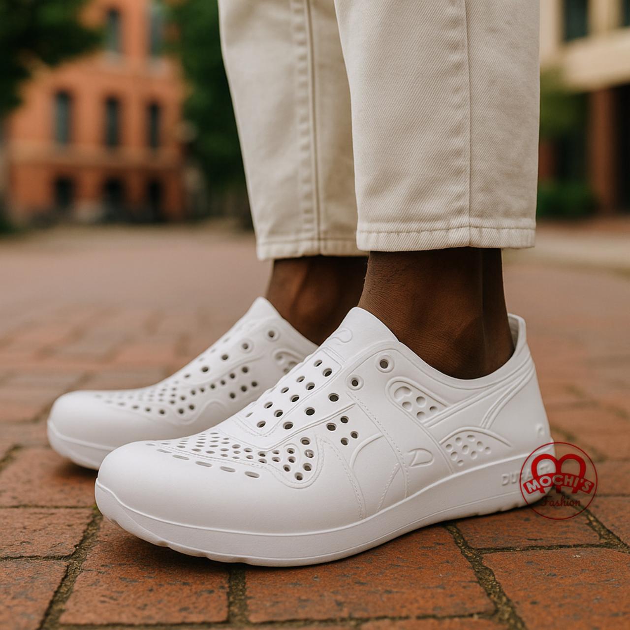 Duralite 'Kobe' Men's authentic non-slip lightweight and waterproof ...