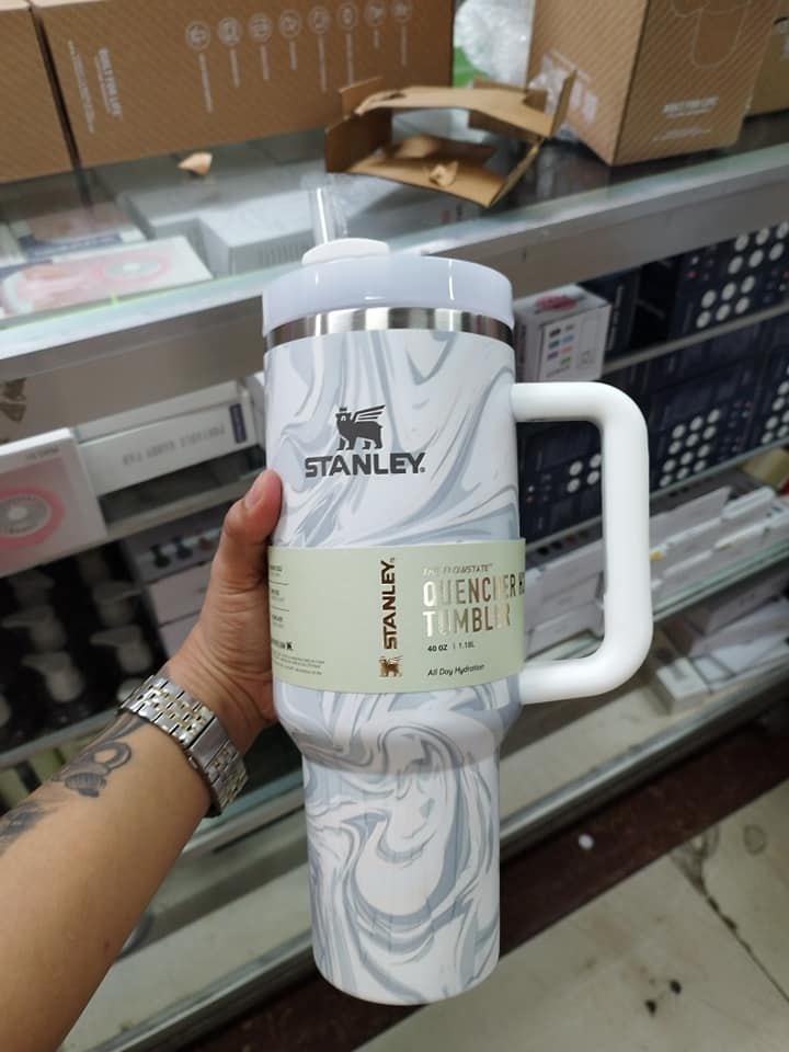 Flowstate 40 oz Tumbler - Polar Swirl Stanley Adventure Quencher H2.0 ...