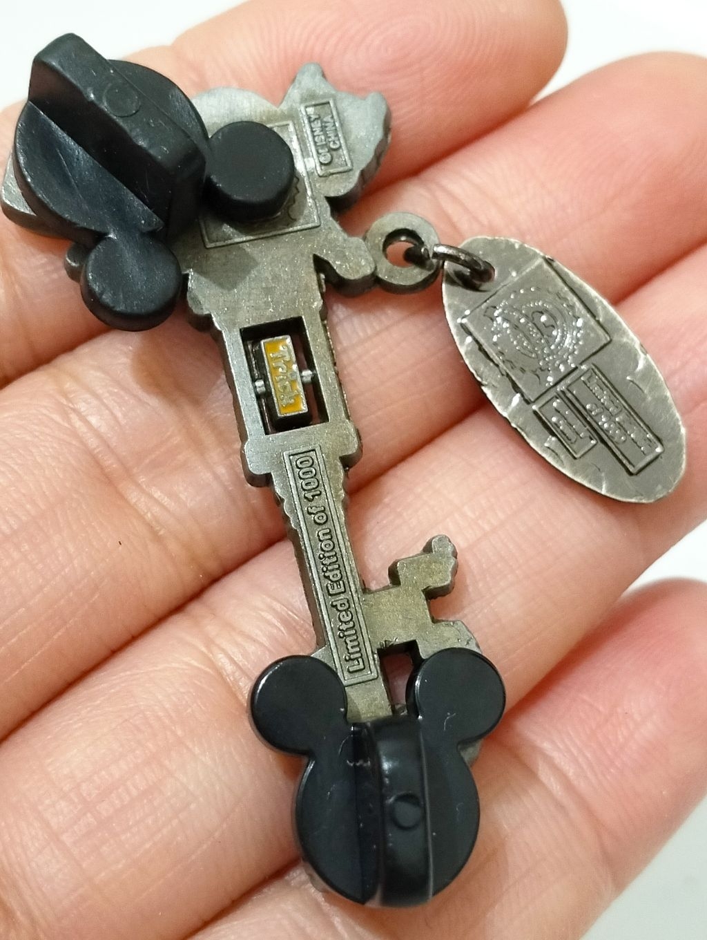 2010 Nightmare Before Christmas Key Limited Edition Metal Pin | Shopee ...