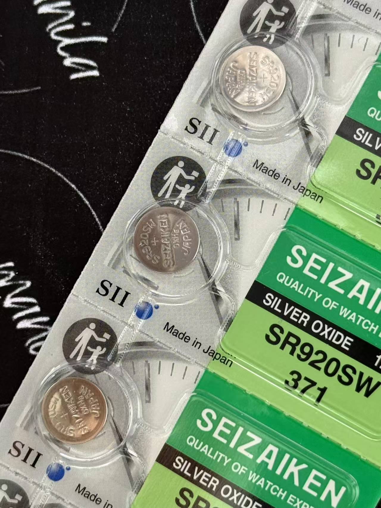 SR626SW (377) SR621SW (364) SR920SW (371) SEIZAIKEN Seiko Silver Oxide ...