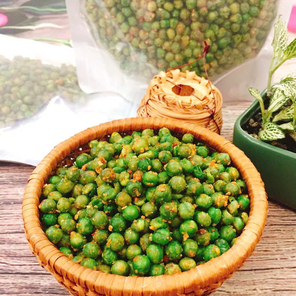 [SPICY & CRUNCHY] Crispy Roasted Peas Garlic & Chili Flavor | Healthy ...