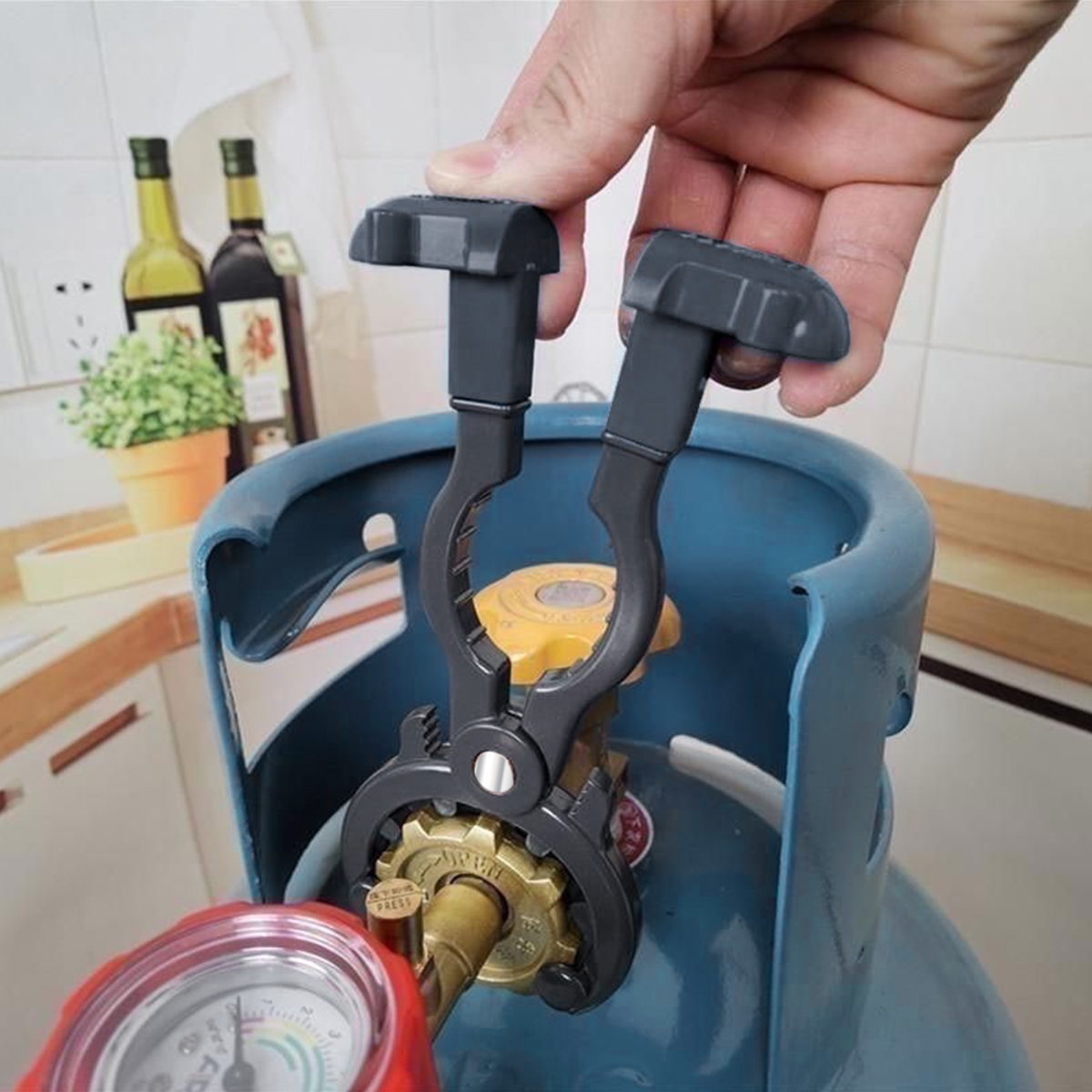 Multi-Function 3-in-1 Gas Tank Wrench Pressure Reducing Valve & Gas ...