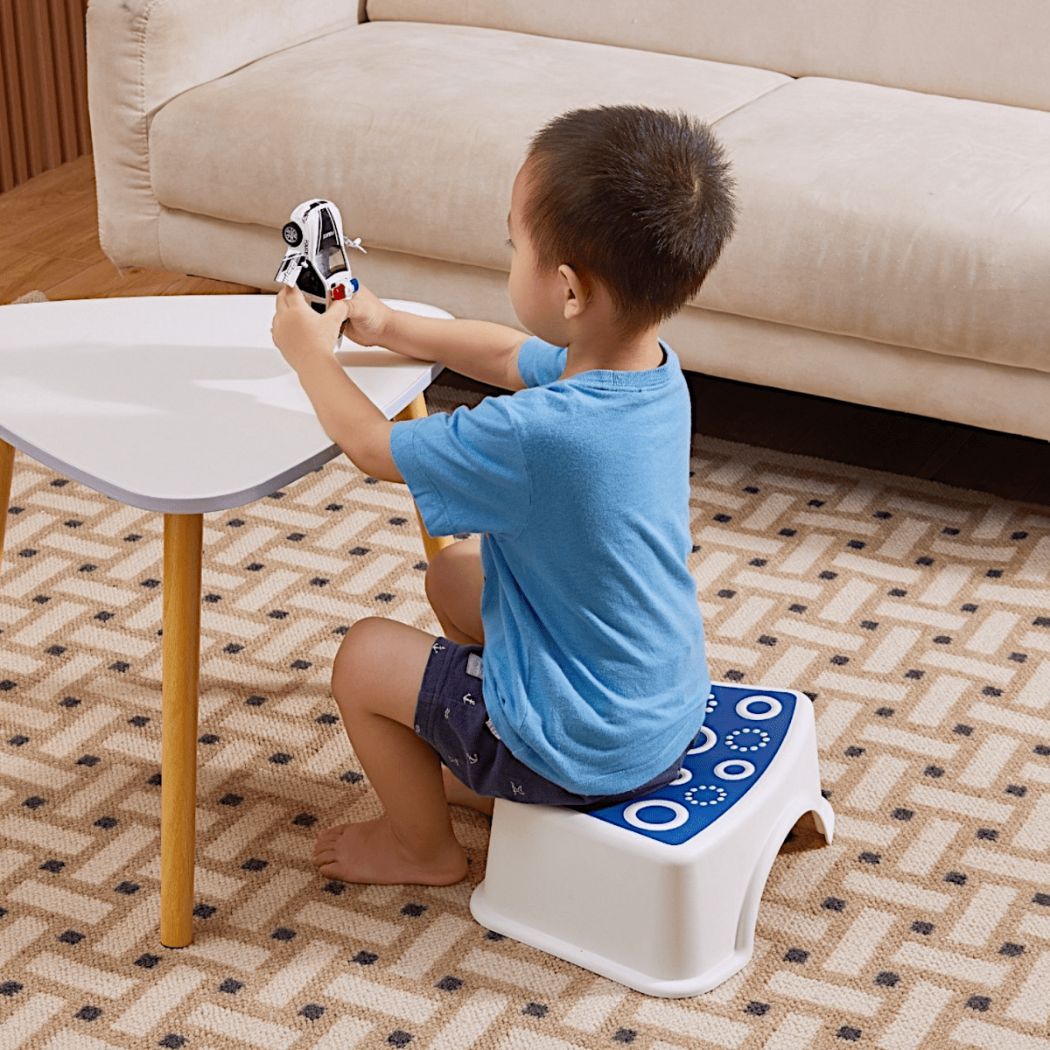 Momeasy Small Multifunction Step Stool for 2 Years Old & Above Potty ...