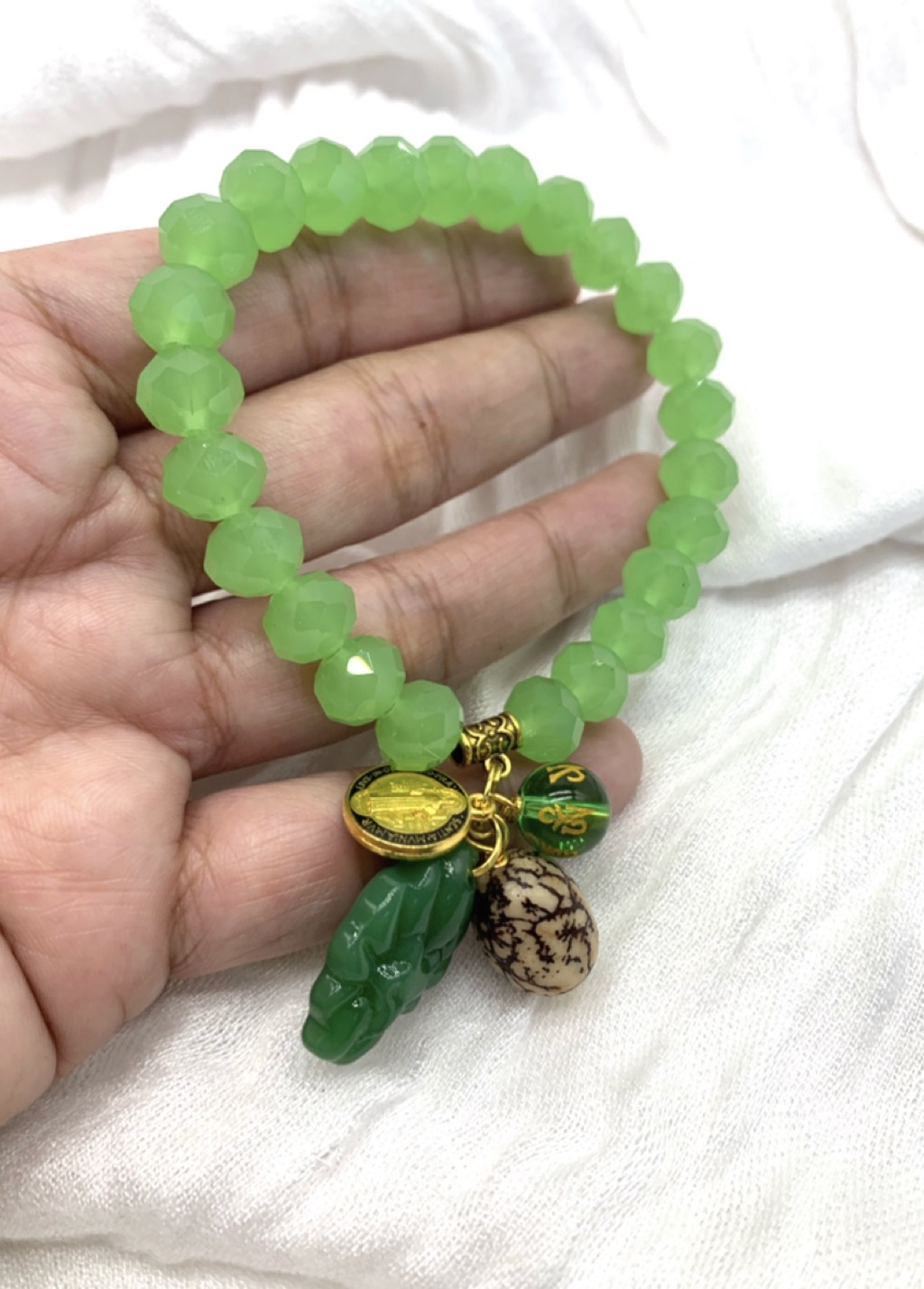 Nine Fox Jade/St.Benedict/Buto ng Sinukuan/Mantra Pampaswerte Bracelet | Shopee Philippines