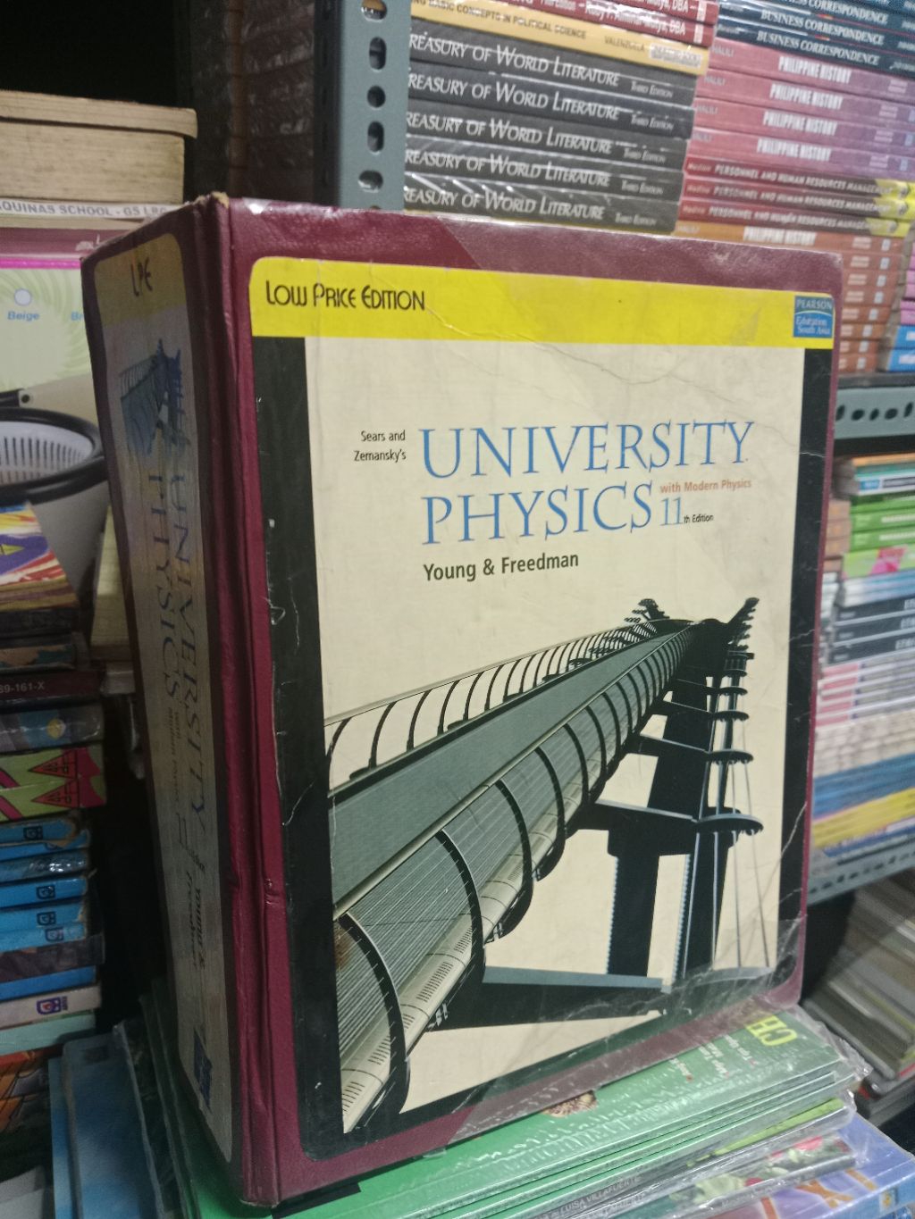 UNIVERSITY PHYSICS ( SECOND HAND ) | Shopee Philippines