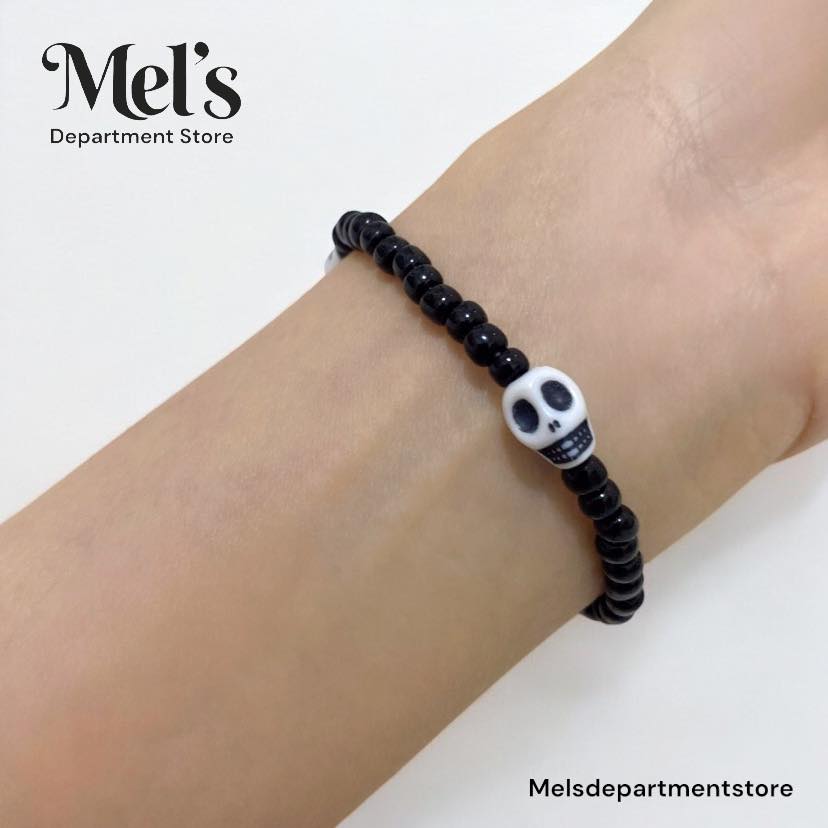 MJ Skull Bead Bracelet – Black Beads with White Skull Accent | Unisex ...