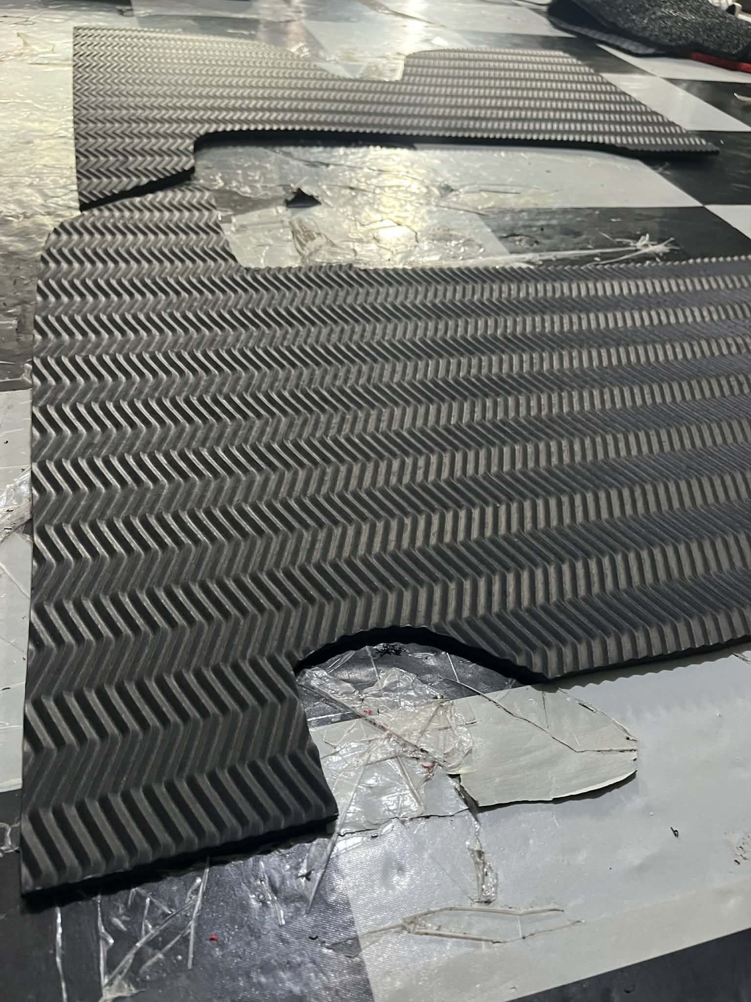 ERVS 4 RUBBER MATTING 6mm thickness (foamtype rubbe) | Shopee Philippines
