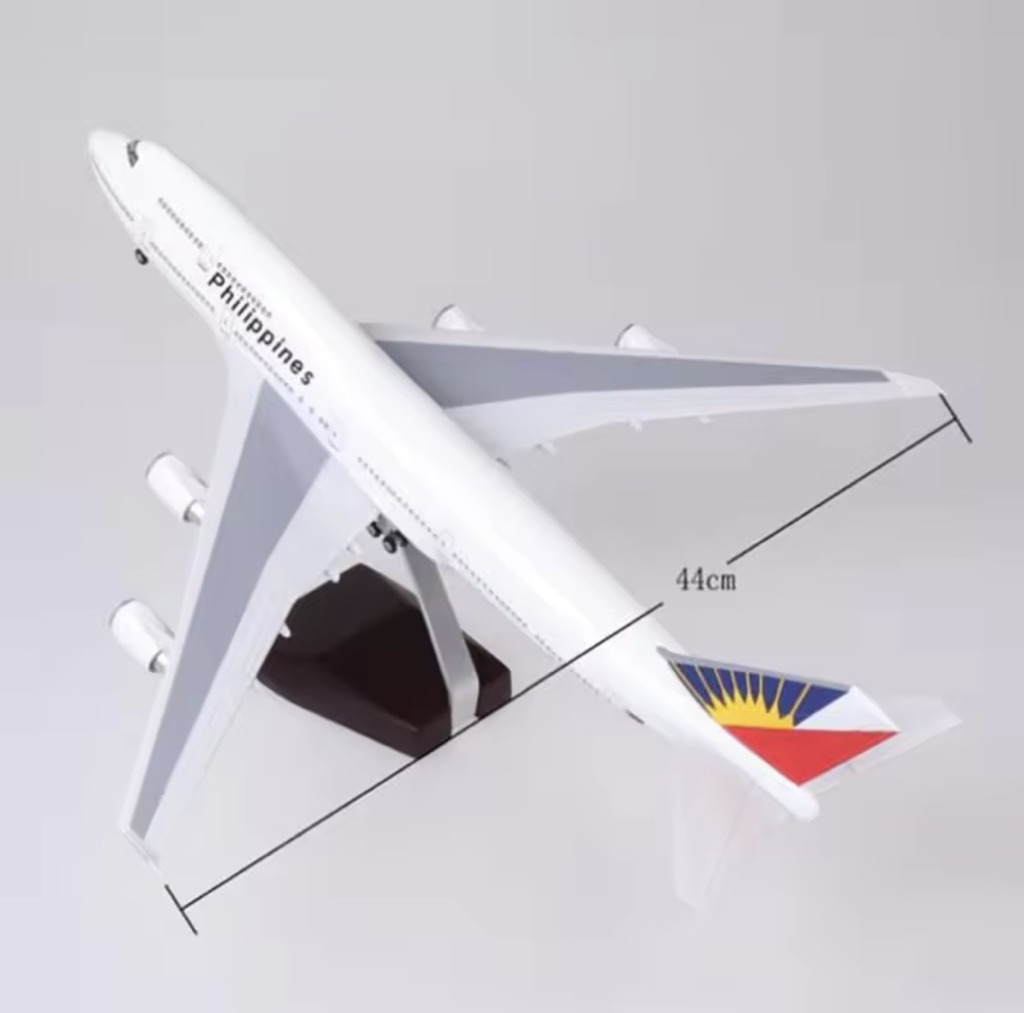 Philippine Airlines Boeing 747 with Landing Gear and Lights Resin ...