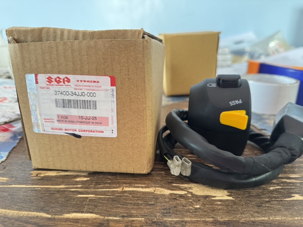 GIXXER FI V2 2020-2024 MODEL LEFT RIGHT HANDLE SWITCH (GENUINE ...
