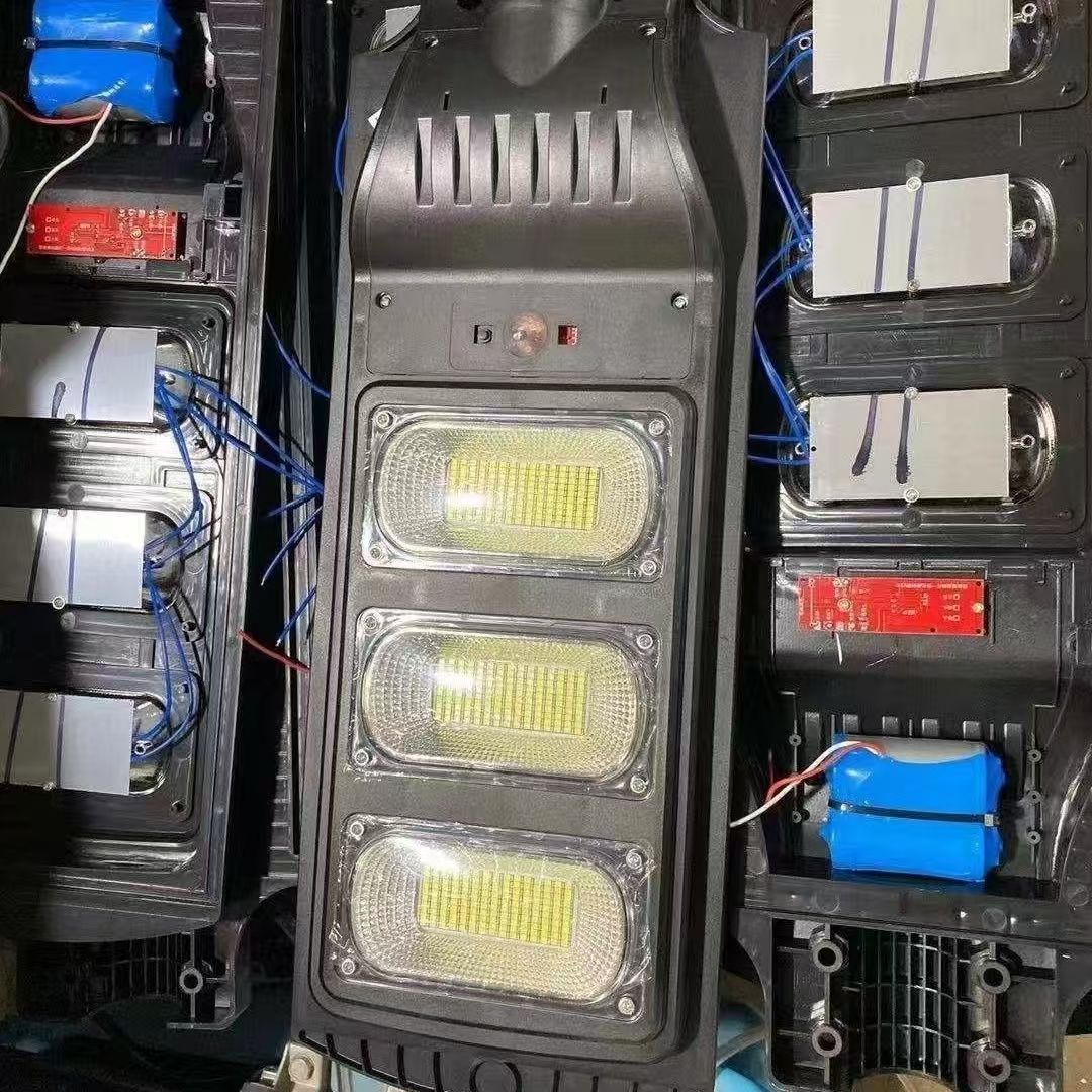 32650 3.2V Solar LED Light Battery with BMS and LiFePO4 Technology ...