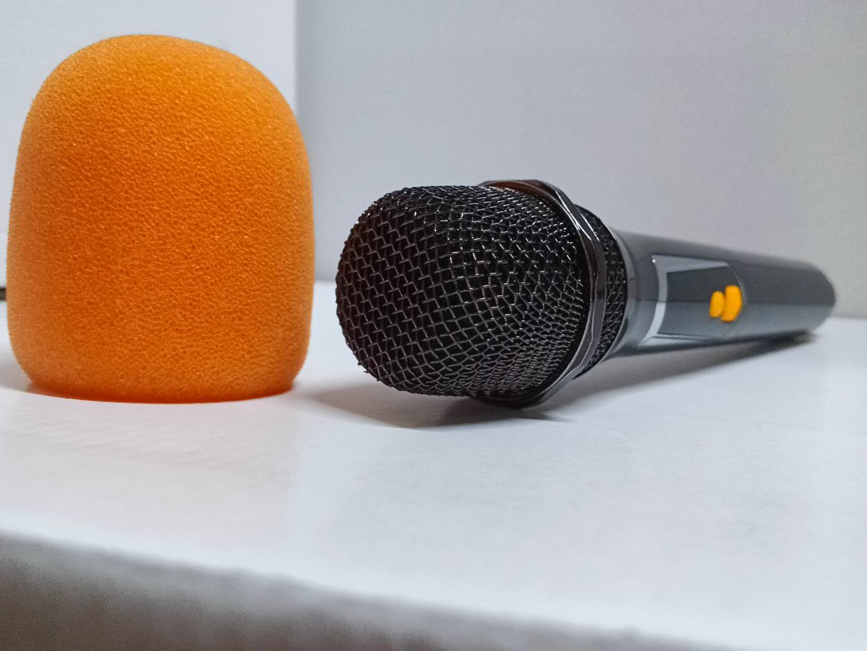 NEW BTS 2313 BRODU Portable BT speaker 4 " woofer RGB with 1PC ...