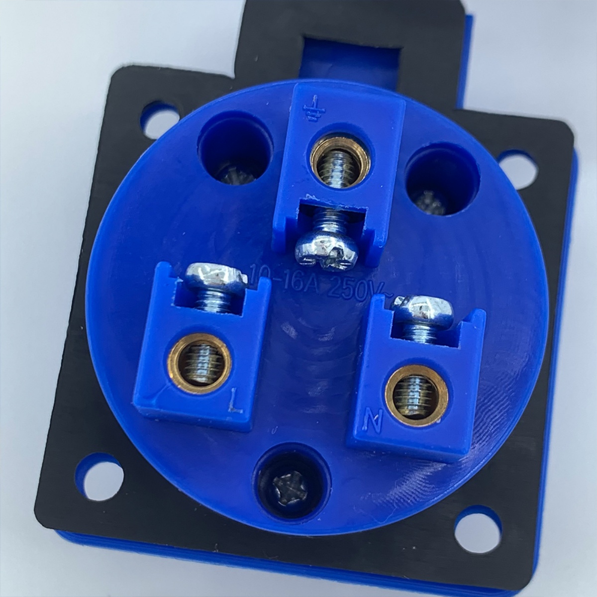 IP54 Waterproof General Industrial Socket 16A 250V Power Socket Apply ...