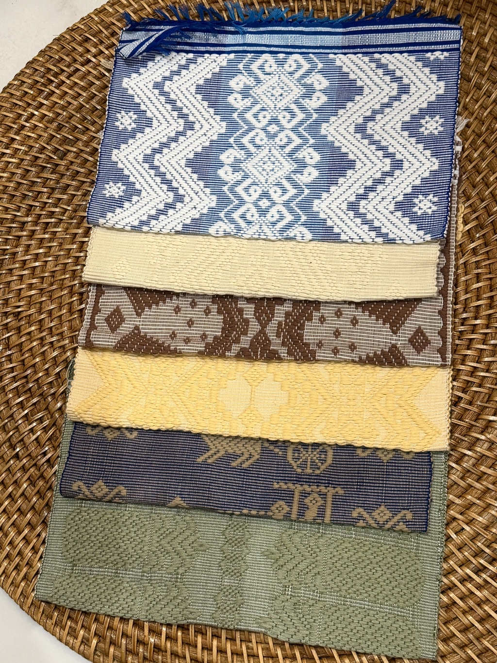 Premium Inabel Pinilian | Binakol placemat sold per pc. | placemat ...