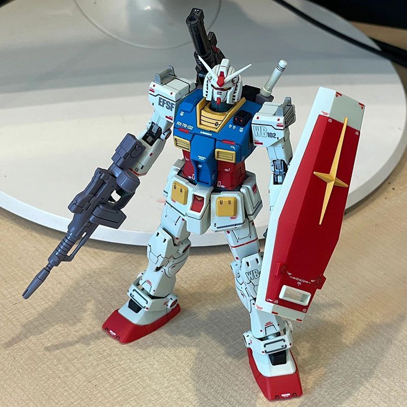 Futuristic Combat Robot Model Kit 1/144 Scale Poseable Mecha Figure for ...