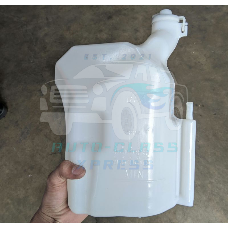 Genuine Water Reservior Tank/Radiator Reservior For Isuzu D-Max/Isuzu ...