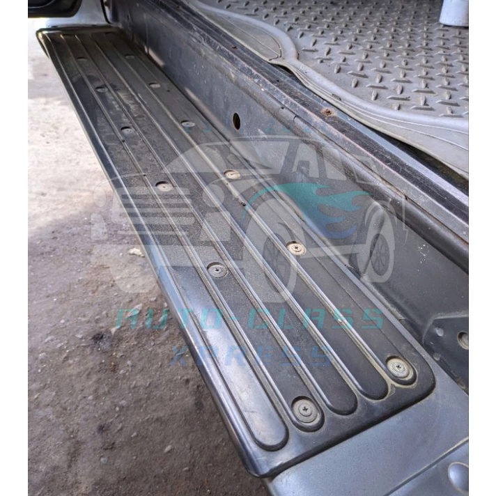 Rear Bumper Step Pad For Isuzu Crosswind / Sportivo Without Rear Bumper ...