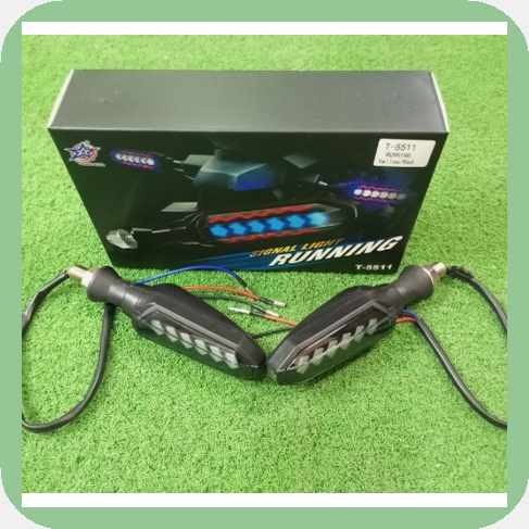 HONDA,j/rCLICK>M)/}C)ADV}b)150}V)LED}SV)RUNNING}iv)SIGNAL LIGHT / IDLE ...