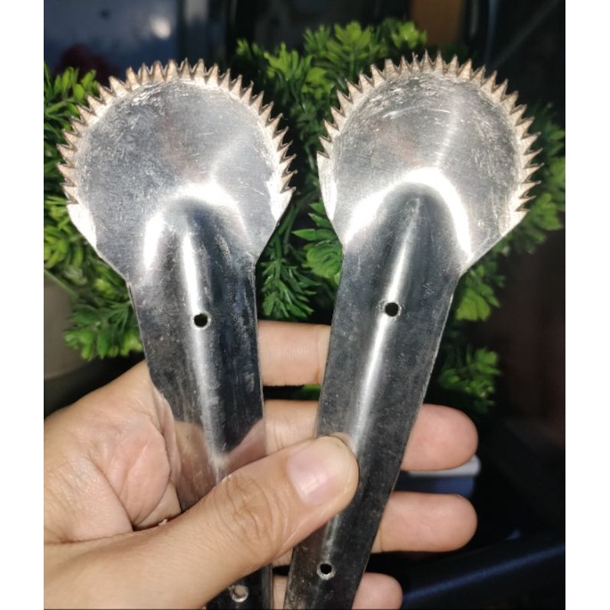 Coconut Grater Blade Manual/Kudkuran ng niyog Stainless Steel | Shopee ...