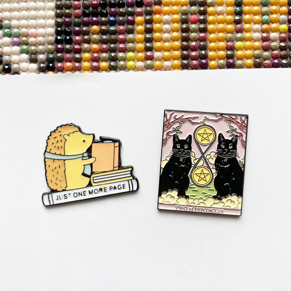 Diamond Painting Tools Hedgehog Reading Book Cover Minder for Parchment ...