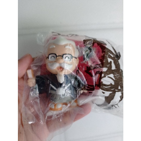 Toy figure colonel sanders around the world/Toy kfc colonel sanders ...