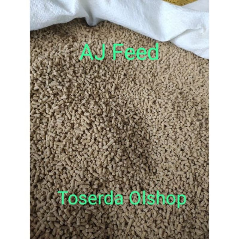 Pur Feed for broilers or ducks and laying eggs according to variant per ...