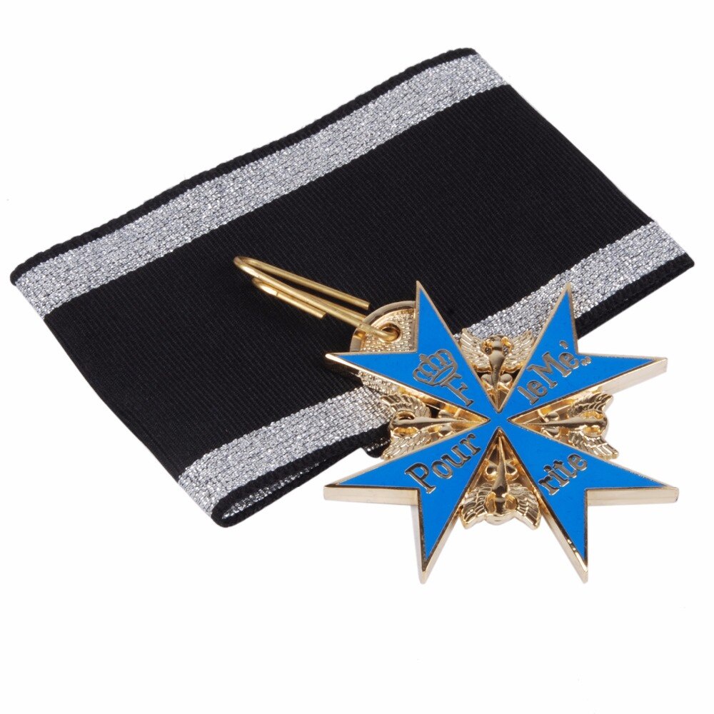 WWI GERMAN ARMY BLUE MAX MEDAL BADGE WITH RIBBON AND BOX Military Store ...