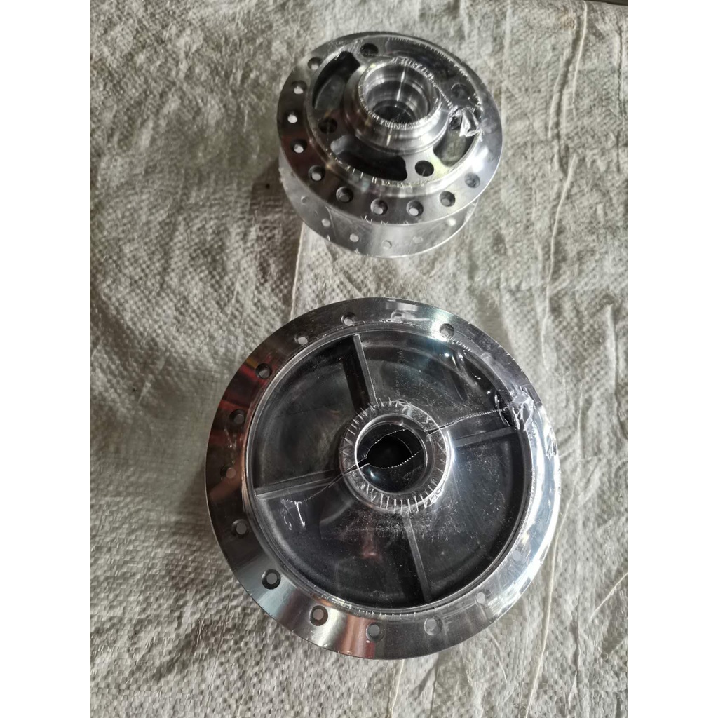 Disc brake front hub drum brake rear hub for xrm110 / xrm125 / wave100 ...