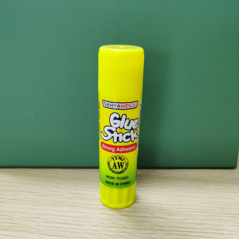 Solid glue stick High Viscosity Glue Stick School Office Supplies ...