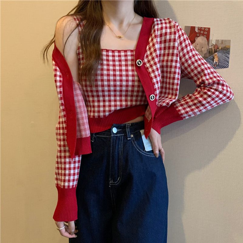 [Ready Stock] 2 Piece suit Knitted red plaid cardigan with suspender ...