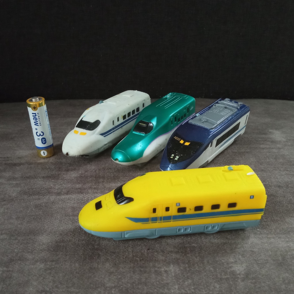 Preloved Tomy train rubber bath toys PER PIECE | Shopee Philippines