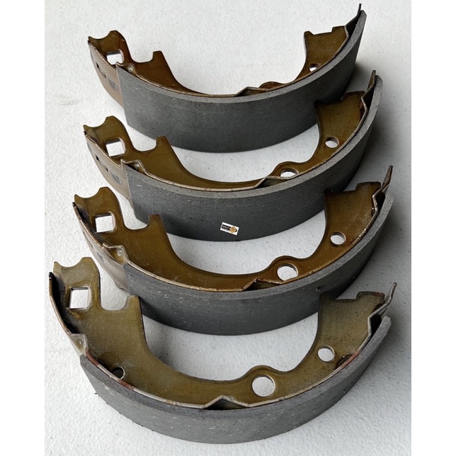SPK Premium Brake shoe (4 pieces) for Kia Bongo 3 , Kia Bongo 2 ...
