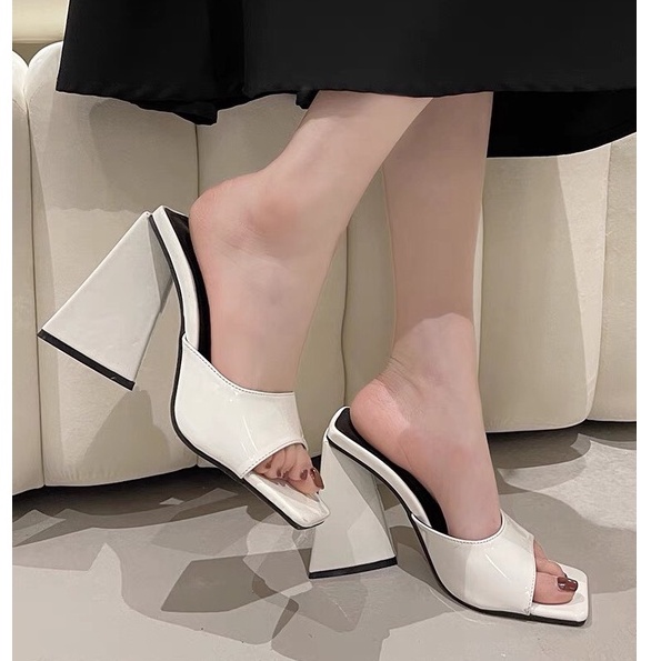 Women's High Heels 9 cm High Glossy Leather Super Cute Triangle Heel M8 ...