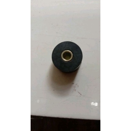 Center stand rubber stoper rusi sc125/gy6125/150/gala/venus/royal ...