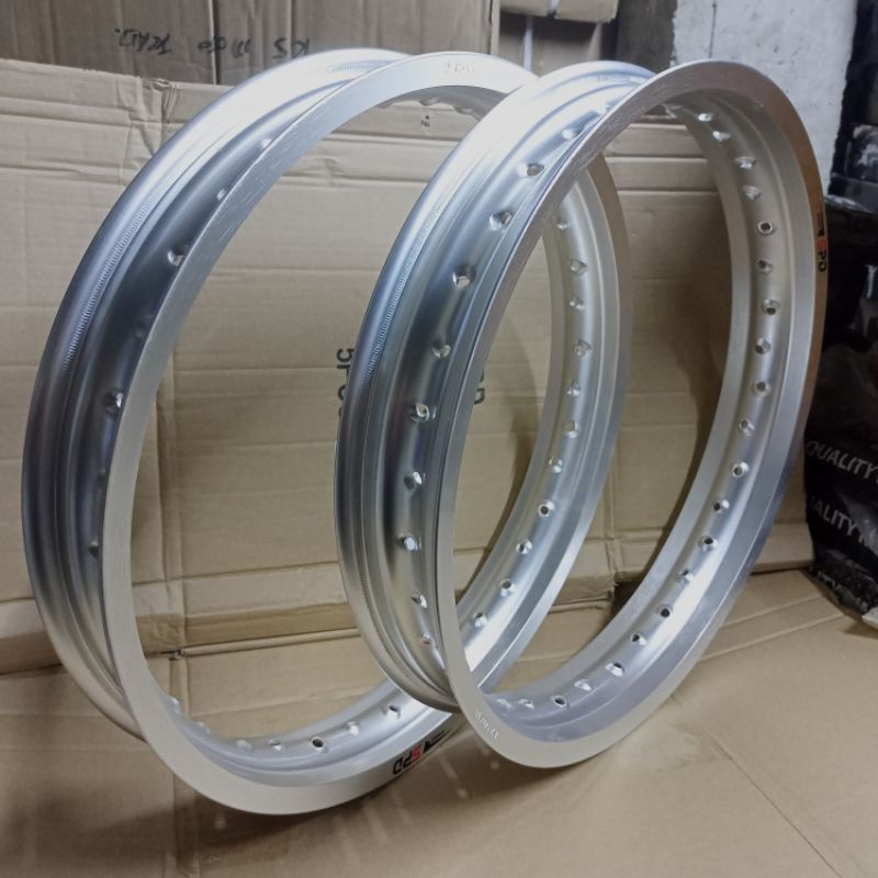 Rim 1.60-21 1.85-21 2.15-18 / 2.50-18 1.85-18 (SPD Rim) 36 holes Alloy ...