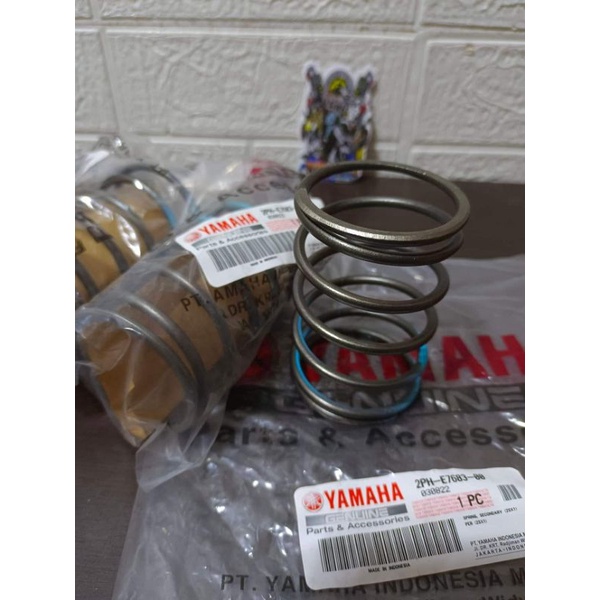 Stock Original Center Spring Mio i 125/Soul i 125 , Yamaha Genuine ...