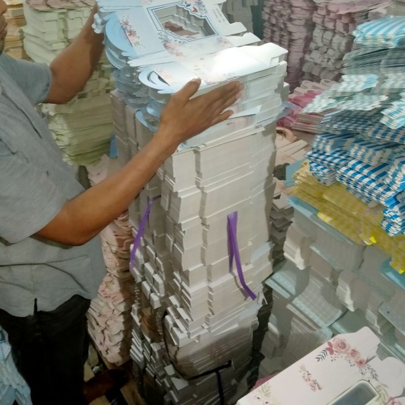 SAMPLE PAPERBAG mix sizes all colors and sizes | Shopee Philippines