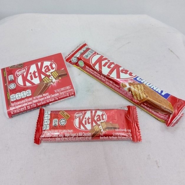 Kit Kat Wafer Finger in Milk Chocolate 17g/35g/38g (Chunky) | Shopee ...