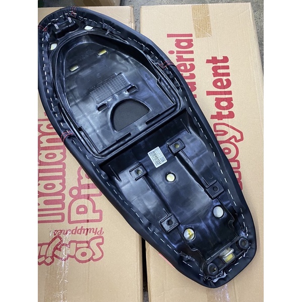 somjin flat seat xrm110/rs125 carb/xrm125 carb | Shopee Philippines