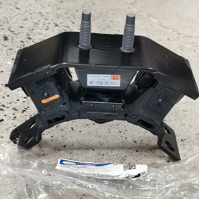 Ford Transmission Support / Mount for Ford Everest 2.2L 4x4 PN ...