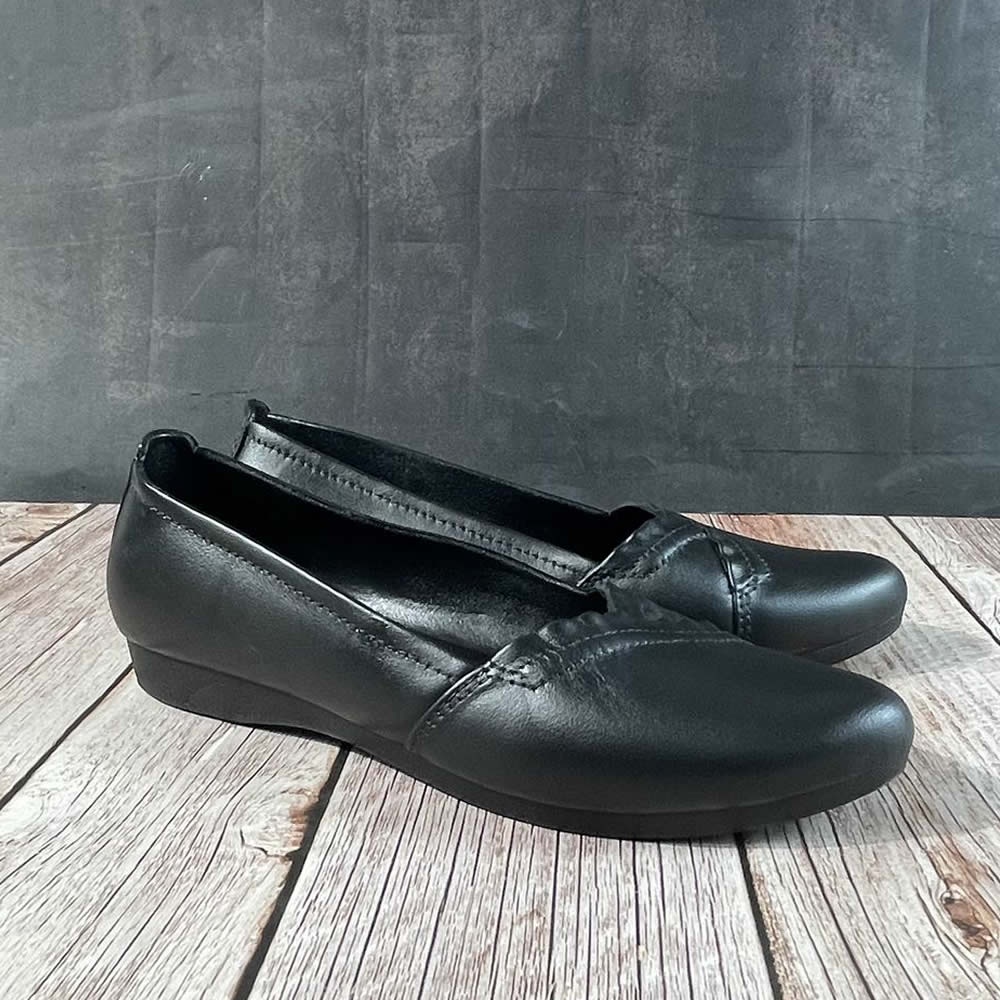 Black school shoes for women lady with pointed flat bottom Work shoes ...