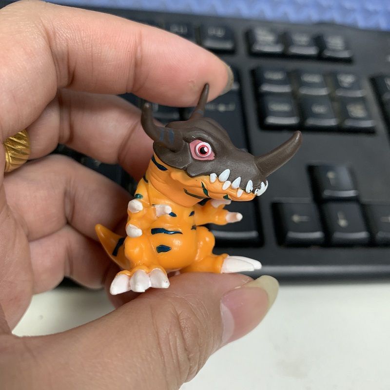 BANDAI Digimon Figure Agumon Greymon V-mon Betamon Koromon Omegamon ...