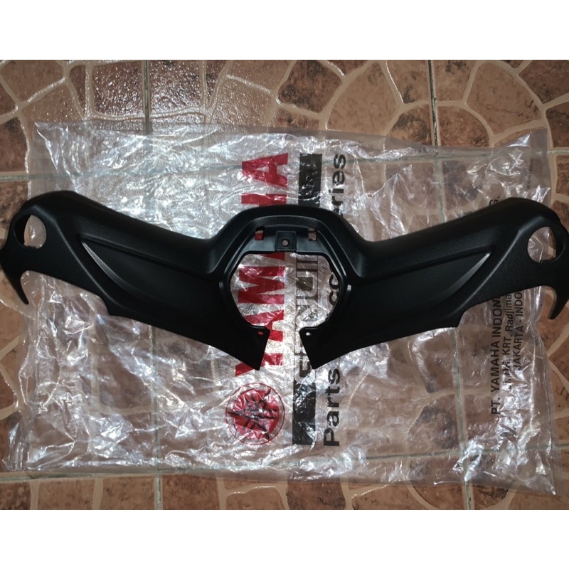 YAMAHA XMAX 300 HANDLE BAR COVER UPPER/100% GENUINE YAMAHA PRODUCT ...