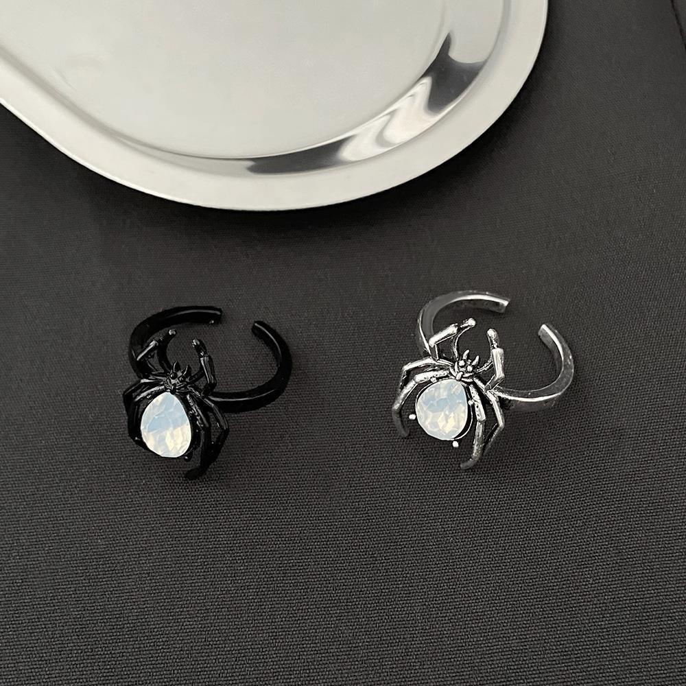 New Vintage Spider Ring Cool Style Metal Simple Personality Ring ...